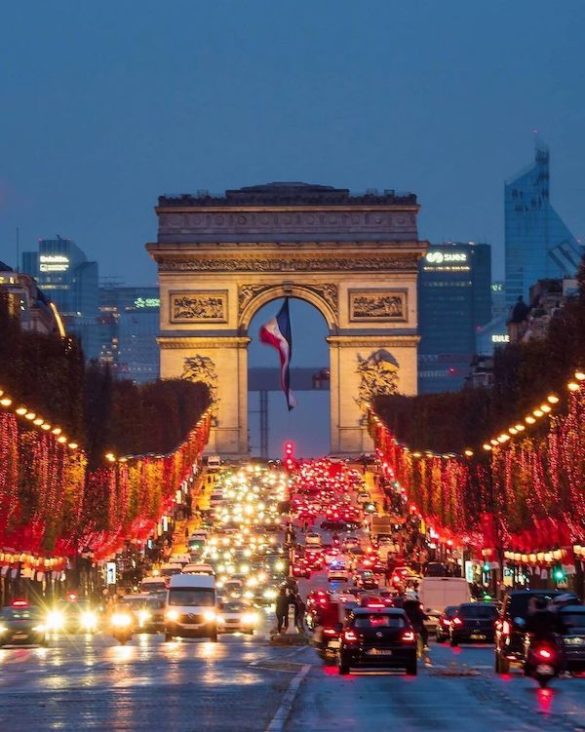 Paris During Christmas | My French Country Home Magazine