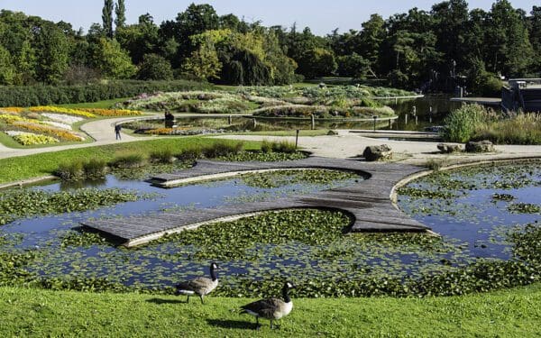 8 Parks & Gardens to Visit in Paris